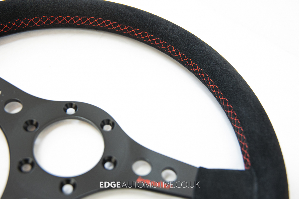 Custom steering wheels - EDGE Automotive